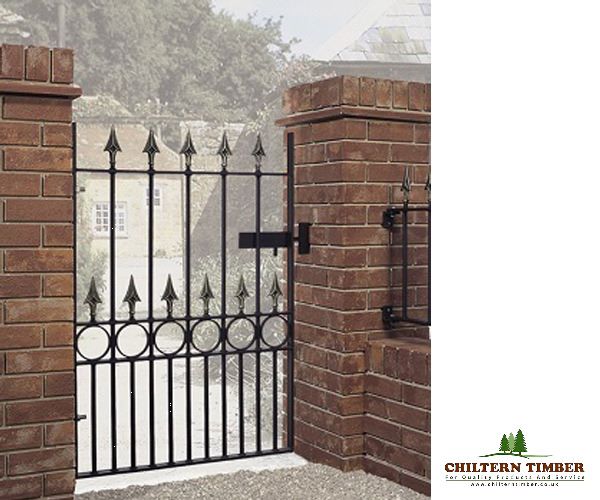 Balmoral Premium Spear Top Metal Gate | Chiltern Timber